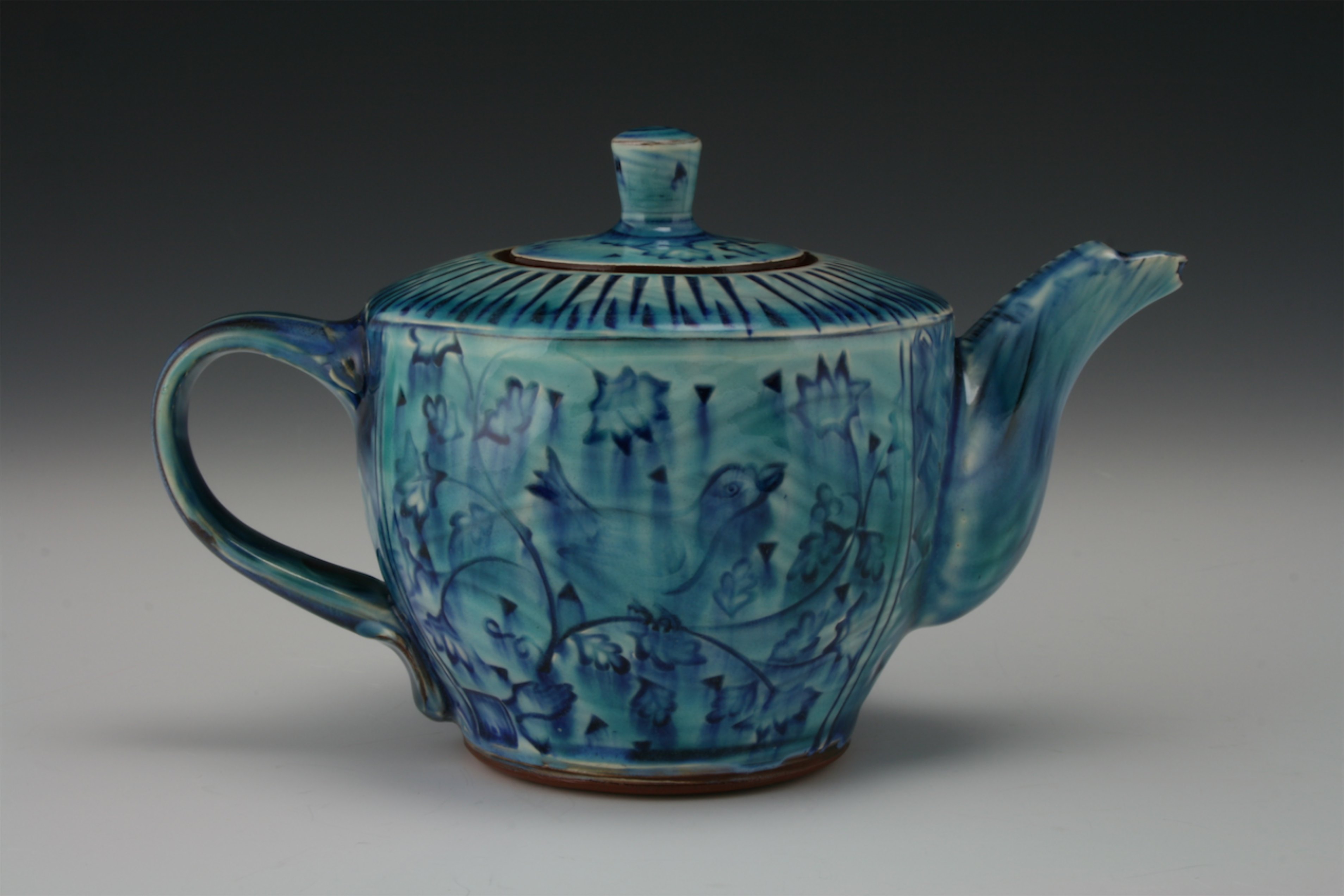 Pouring Pots – Paul Linhares Ceramics